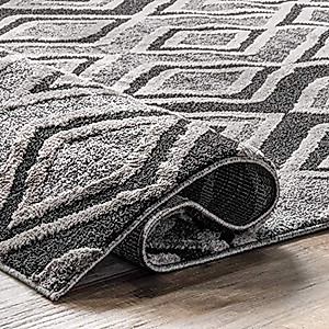 nuLOOM Trina Contemporary Diamonds Area Rug, 5' 3" x 7' 7", Grey