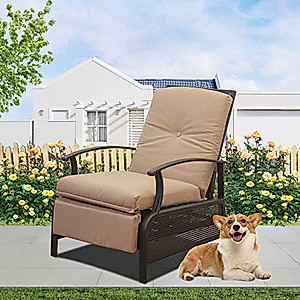 domi outdoor living Adjustable Patio Recliner Chair Metal Outdoor Reclining Lounge Chair with Removable Cushions (Beige)