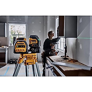 DEWALT 20V/12V MAX Laser Level Kit, Cross Line Laser, Green (DCLE34020G)