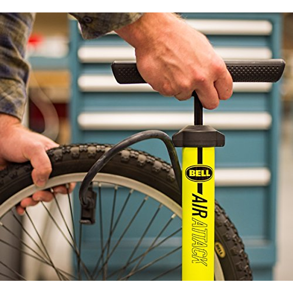 Bell Air Attack 650 High Volume Bicycle Pump Yellow Stripe with Gauge, Air Attack 650