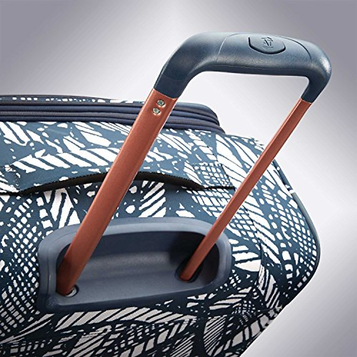 American Tourister Belle Voyage Softside Luggage with Spinner Wheels, Floral Indigo Sand, Checked-Medium 25-Inch