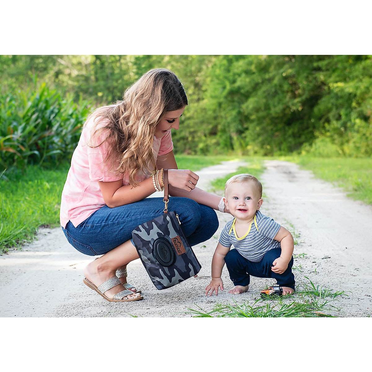 Bumco Diaper Clutch - Portable Wipes Dispenser & Baby Travel Essential, Airtight Baby Wipes Dispenser, Refillable Wipes Container, Travel Baby Essentials, Baby Wipe Dispenser, Diaper Bag Purse