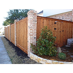 Ready Seal Stain & Sealer for Wood, Outdoor Deck and Fence, 1 Gallon, Multiple Colors Available – Easy to Apply, No Back Brushing Needed, and UV Protection (Light Oak #105)