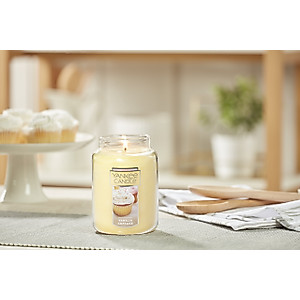 Yankee Candle Vanilla Cupcake Scented, Classic 22oz Large Jar Single Wick Candle, Over 110 Hours of Burn Time