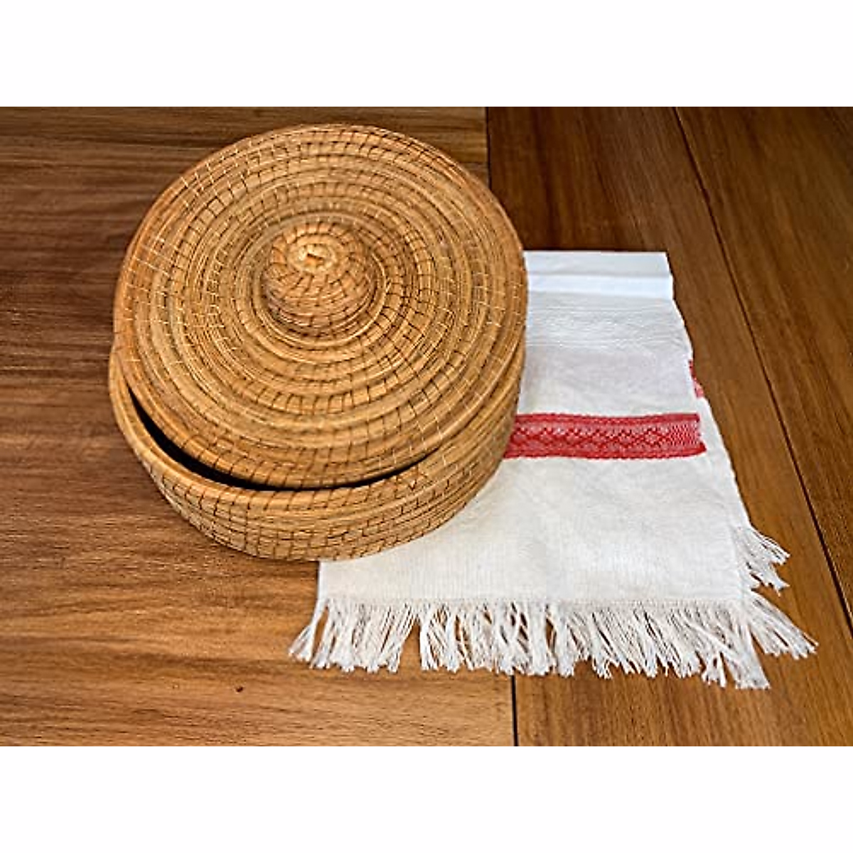 JOSE ARTESANO Pine Needle Tortilla Warmer (Ocoxal), 9.8 IN x 9.8 IN, Rustic Tortillero, Natural Brown, Handcrafted In Mexico, 100% Sustainable, Organic And Vegan, (Natural w cloth)