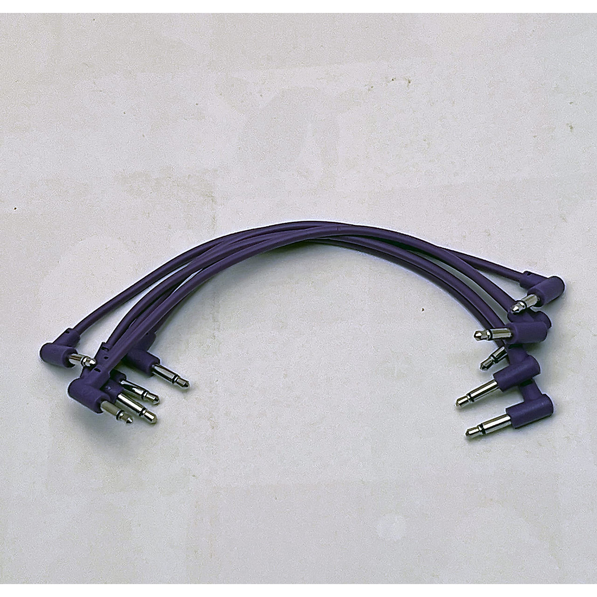 Starving Students Music Supplies Luigis Modular M-PAR Right Angled Eurorack Patch Cables - Package of 5 Purple Cables, 6" (15 cm)