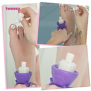 tweexy Wearable Nail Polish Holder Ring, Fingernail Polishing Tool, Manicure and Pedicure Accessories (Purple Crush)