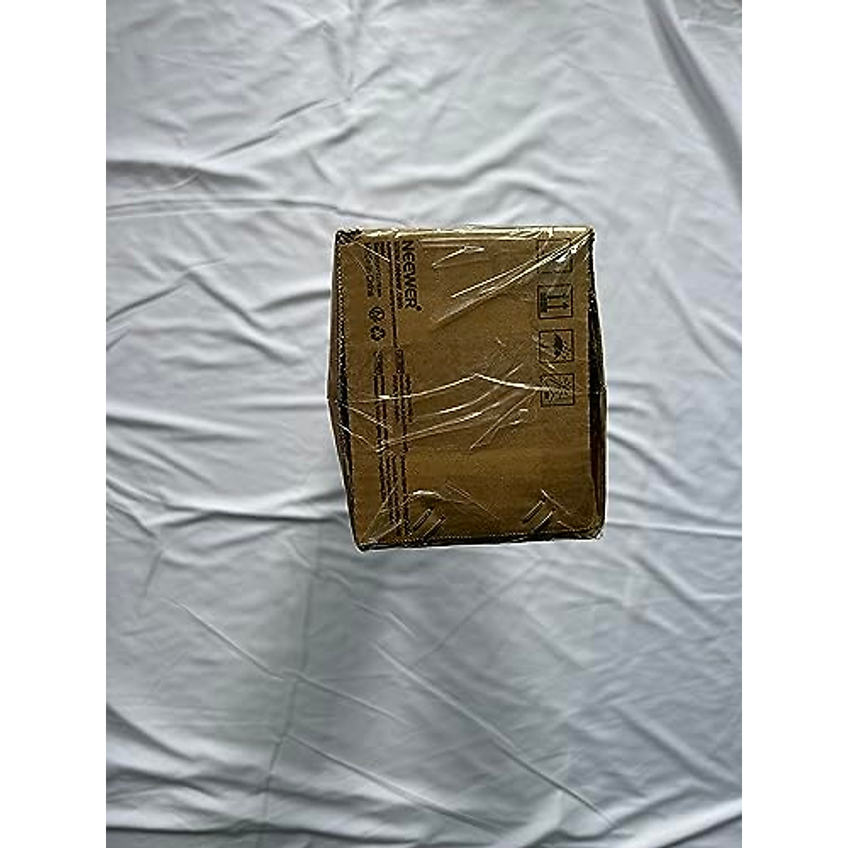 NEEWER 8.5x10ft Adjustable Backdrop Stand Kit, Photography Background Support System with 4 Crossbars, 6 Spring Clamps, 6 Backdrop Clips, 2 Sandbags, and Carrying Bag for Photo Video Party Ceremony