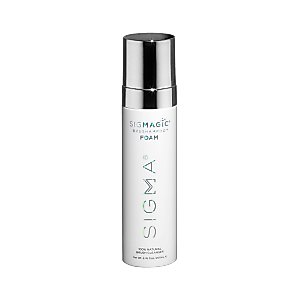 Sigma Beauty Sigmagic Foam Makeup Brush Shampoo – Makeup Brush Cleaner Solution with Professional Grade Formula to Remove Makeup Residue and Build Up on Makeup Brushes & Makeup Sponges (6.76 FL Oz)