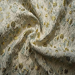 XMTXZYM 2 Meter Yarn Dyed Jacquard Fabric Embossed Flower Spring and Autumn Dress DIY Sewing Fabric