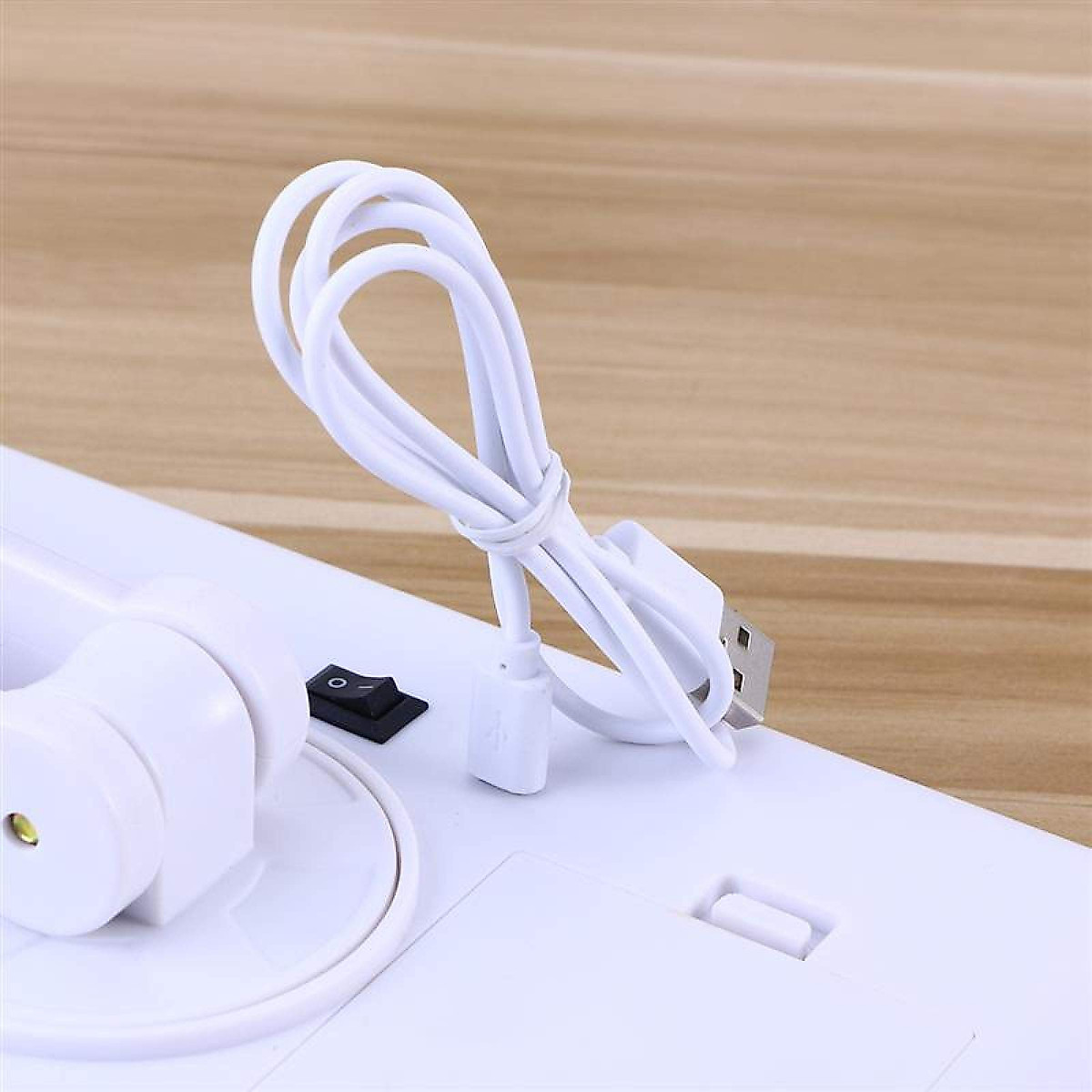 FQYYDD Illuminated Makeup Mirror Led Touchscreen Lighting Makeup Mirrors Are Light-Adjustable