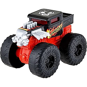 Hot Wheels Monster Trucks Roarin’ Wreckers, 1 1:43 Scale Truck with Lights & Sounds, Plays Truck's Theme Song, Toy for Kids 3 Years Old & Older