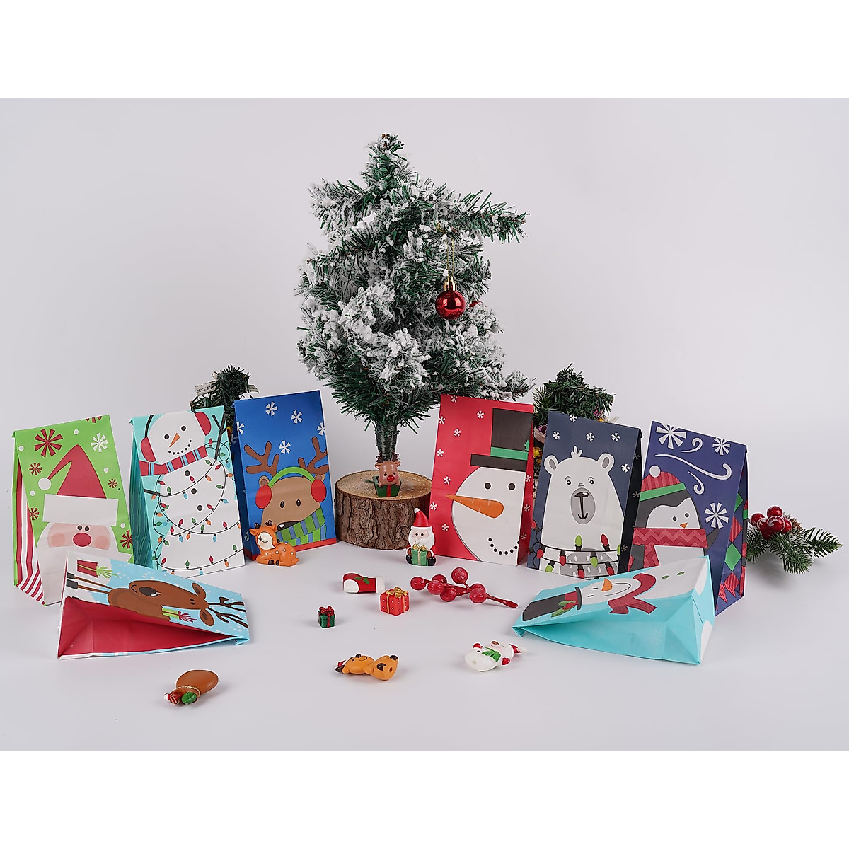 Linelglobal Small Christmas Gift Bag, Goodie Treat Bag for Kid Holiday Party Favor 24 Pack