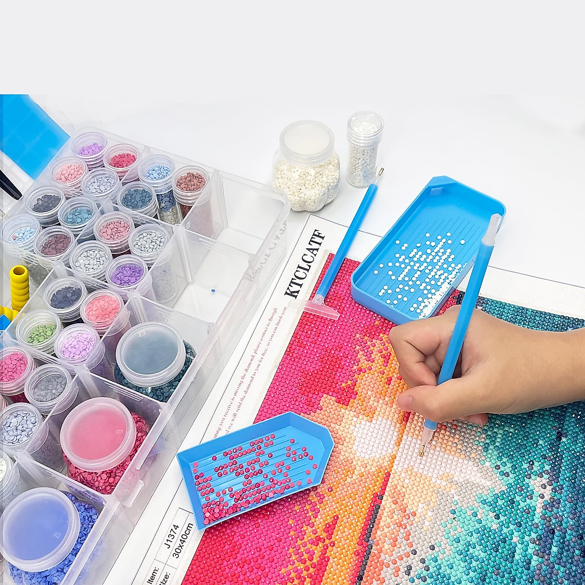 KTCLCATF Diamond Painting Storage Containers Case, Diamond Art Accessory Kits with Shockproof Jars, Craft Jewelry Bead Rhinestones Diamond Paintings Tools Organizer Box (Blue)