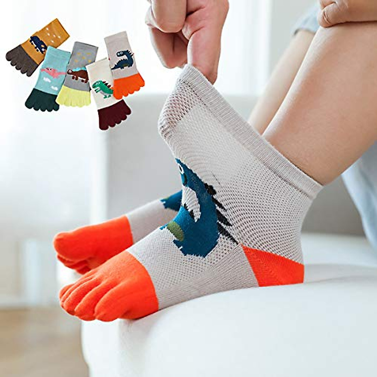 Petyoung 5 Pair Kids Toe Socks, Cartoon Five Finger Crew Ankle Sock Breathable Running Toe Socks for 0-10Y Boys and Girls