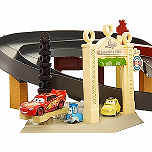 Disney Cars Toys Race Around Radiator Springs Playset