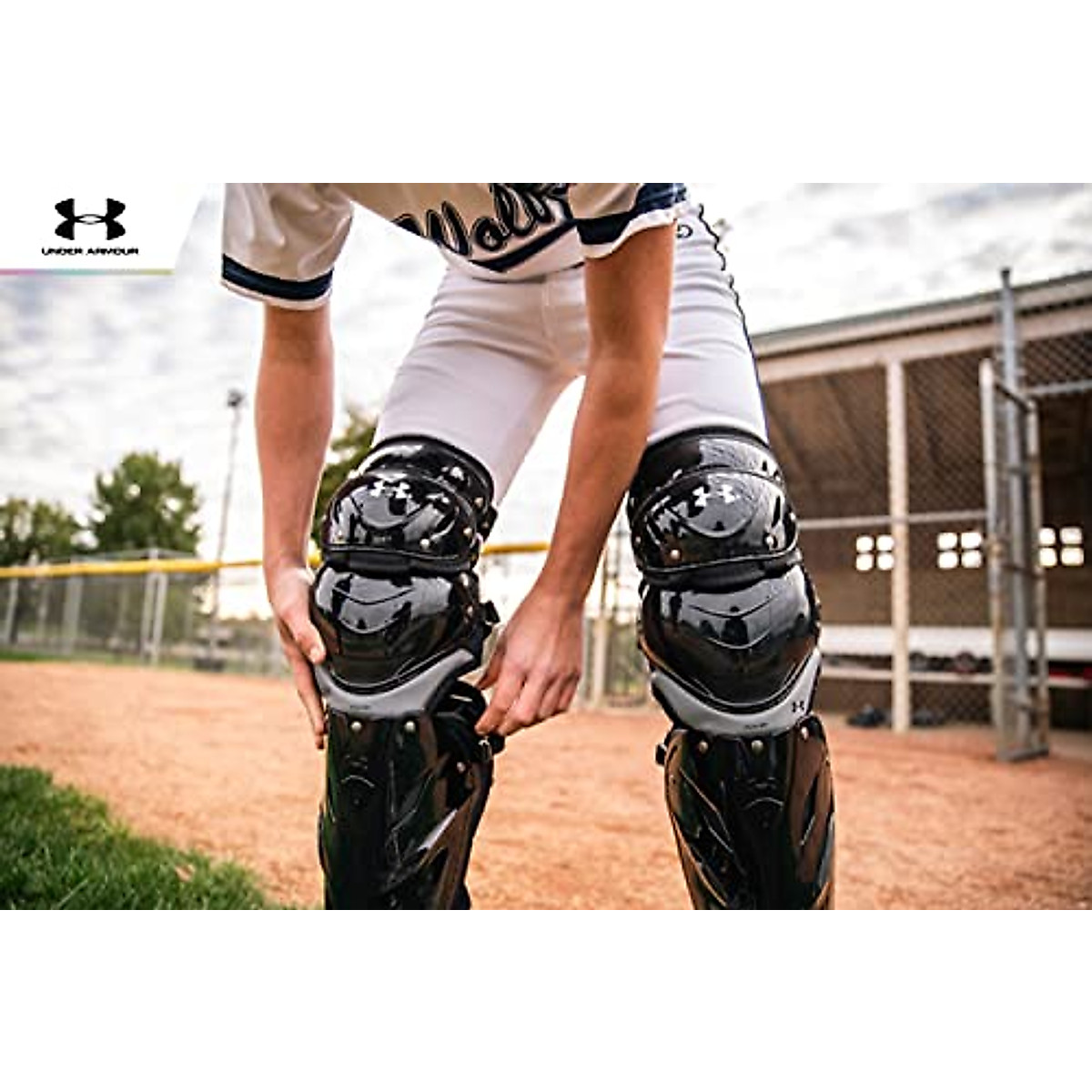 Under Armour UACKCC4-SRPBK UA Pro Series/Catching Kit/Senior/Ages 12-16 UAhg3A / UAcpcc4-Srp / UAlg4-Srp Meets Nocsae Chest Protector Standard (Nd200) BK