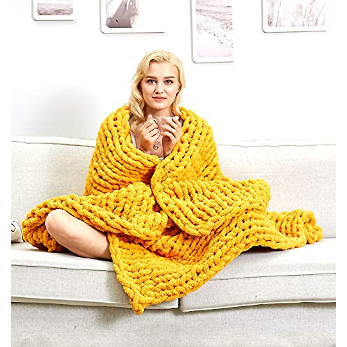 APIXO Chunky Knit Blanket Chenille Throw 60''x 80''- Tight Braided Thick Cable Knit Throw for Sofa or Bed - 100% Hand Made Chenille Weighted Blanket, Ginger-152x200cm