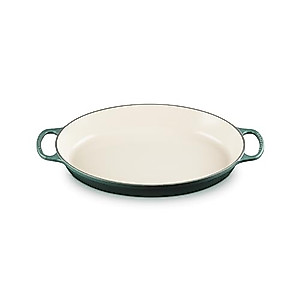 Le Creuset Enameled Cast Iron Signature Oval Baker, 3 qt., Artichaut