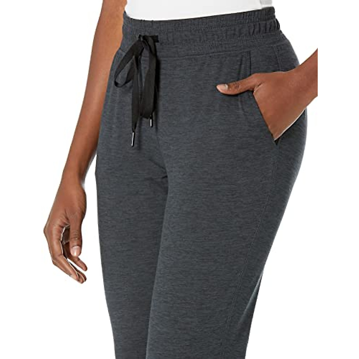 Amazon Essentials Women's Brushed Tech Stretch Crop Jogger Pant (Available in Plus Size), Black Space Dye, XX-Large