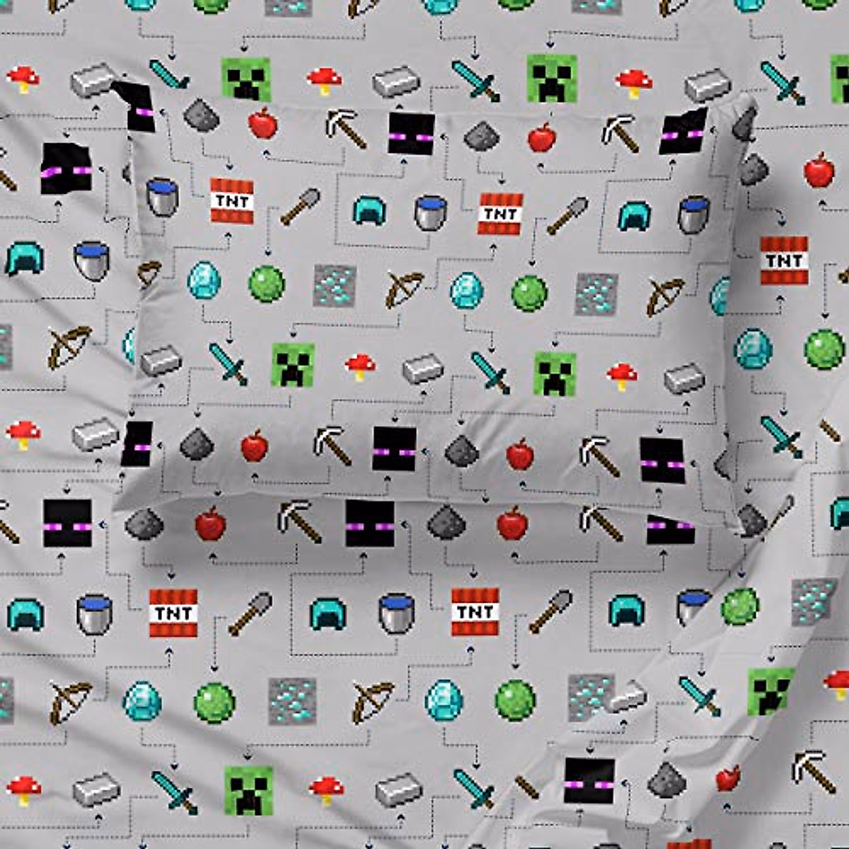 Jay Franco Minecraft Monster Hunters 4 Piece Twin Bed Set - Includes Reversible Comforter & Sheet Set - Bedding Features Creeper - Super Soft Fade Resistant Microfiber (Official Minecraft Product)