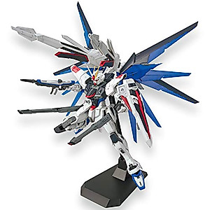 Bandai Hobby MG Freedom Gundam (Ver. 2.0)"Gundam Seed 1/100, Multi-Colored, 8" (BAN204883)