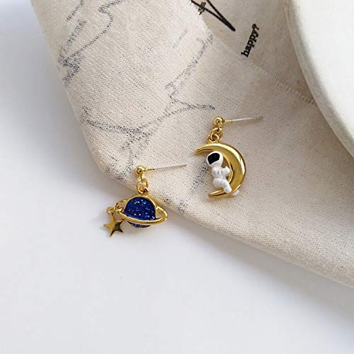 Creative Cartoon Asymmetrical Astronaut Blue Planet Stud Earrings for Women Charm Jewelry Cute Star Moon Earth Spaceman Drop Earrings (Blue)