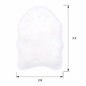 Teppich Wölkchen Faux Fur Rug | Sheep Skin Throw Rug | Washable Fluffy Area Rug, Fuzzy Shag Rug for The Living Room, Bedroom, Nursery Decor I White - 2x3ft Sheepskin