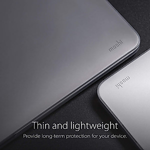 Moshi iGlaze Hardshell Case for MacBook Air 13" 2020-2018 (Thunderbolt 3/USB-C), MacBook Cover, Scratch Protection, Easy Installation and Removal, Good Heat Dissipation, Stealth Clear