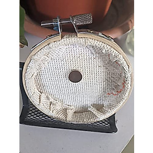 Forest Fox Needle Minder