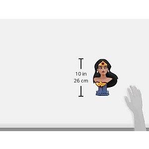 Diamond Select Toys Justice League Animated: Wonder Woman Legends in 3-Dimensions 1:2 Scale Bust, 10 inches