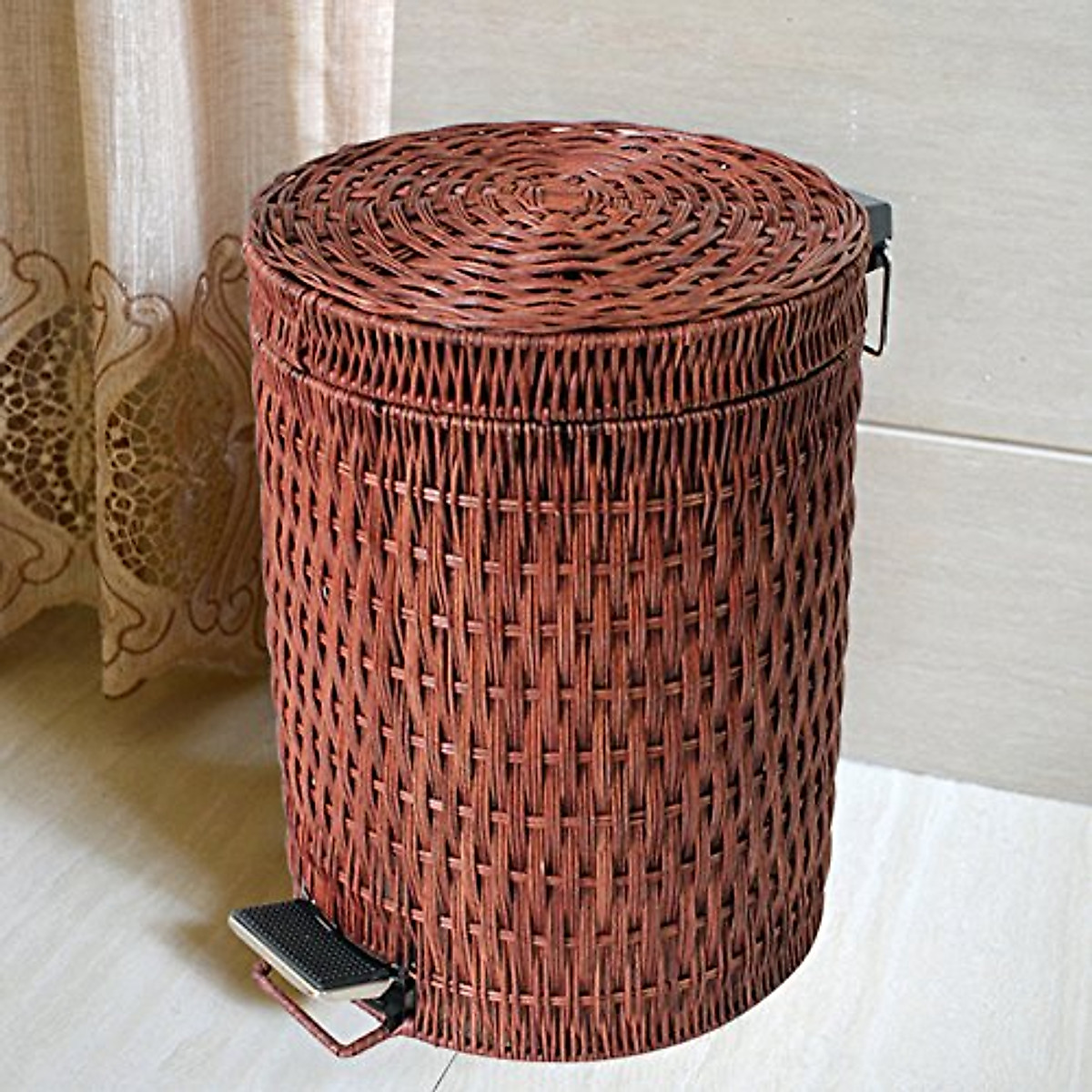 Wicker Trash Can with lid Bathroom, Rattan Step Trash Can for Kitchen Home, Silent Closure Garbage Can Removable Liner Bucket Wastebasket-H(2.1usgal(8L)