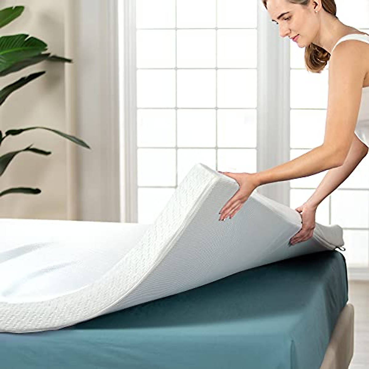ZINUS 2 Inch Ultra Cooling Gel Memory Foam Mattress Topper with Cooling Cover, CertiPUR-US Certified, Full, White