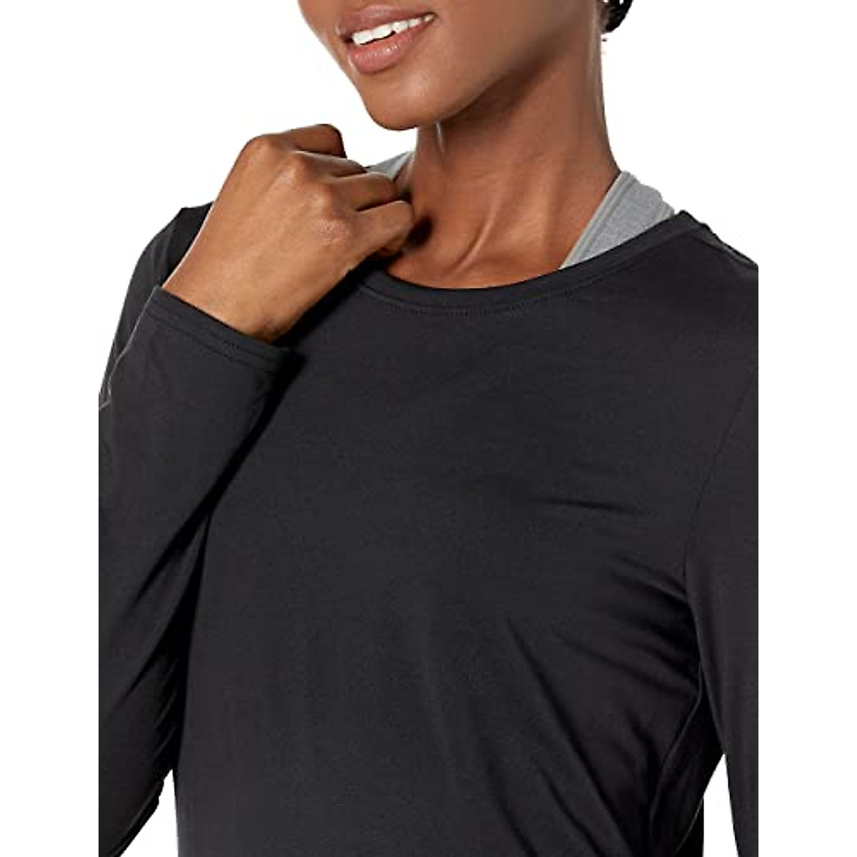 Amazon Essentials Women's Tech Stretch Long-Sleeve T-Shirt (Available in Plus Size), Black, Large