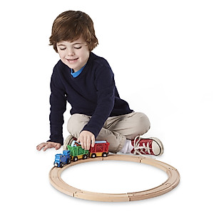 Melissa & Doug Farm Animal Wooden Train Set (12+ pcs)