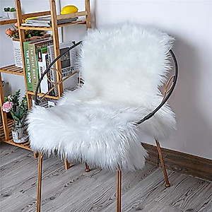 HLZHOU Soft Faux Sheepskin Fur Rug Fluffy Fur Chair Cover Seat Pad Non-Slip Area Rug for Bedroom Living Room Floor Kids Room (White, 2 x 3 Feet)