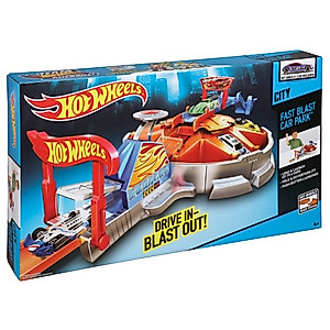 Mattel Hot Wheels Launching Garage Playset