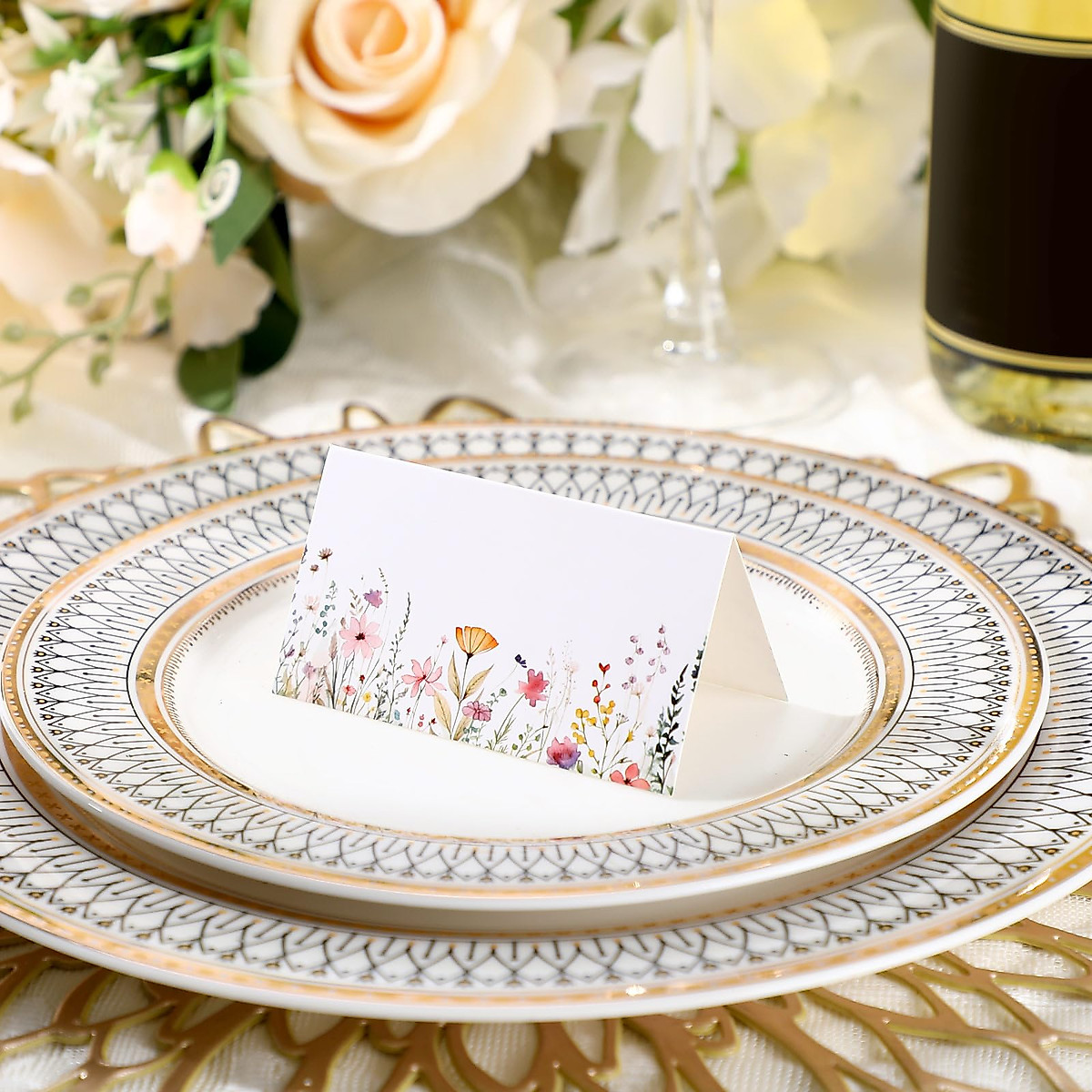 Dunzoom 100 Pcs Floral Place Cards 3.5" x 2" Wildflower Tented Cards Name Cards Blank Table Name Sign for Wedding Baby Shower Party Banquet Table Setting Supplies