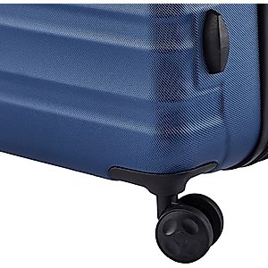 Amazon Basics 2-Piece Luggage Set (21", 30"), Hardshell Suitcases With Wheels, Expandable For Up to 25% More Space, With Scratch-Resistant Surface, Four Multi-directional Wheels, Navy Blue