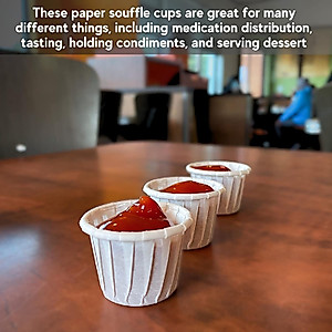 Vakly Disposable Paper Souffle Medicine Cups 3/4 oz [Pack of 500] – (0.75 Ounce) Small Cups for Medication Distribution, Pills, Tasting, Condiments, Food and Dessert Serving