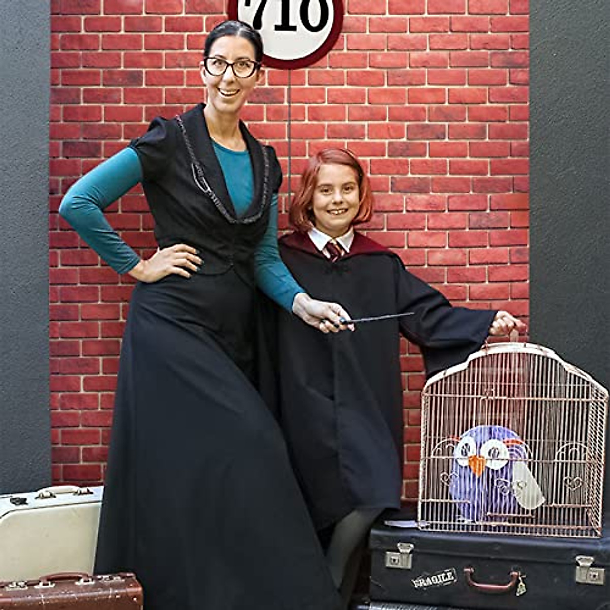 Brick Wall Party Backdrop, Red Brick Wall Backdrop for Magical Wizard Wall Decoration, Kids Birthday Wizard School Party Supplies, Halloween Door Curtains Decoration (Red)