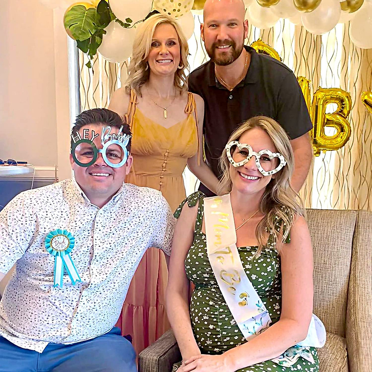 Neutral Sage Green Mom to Be Sash Baby Shower Dad To Be Pin, Gold Glitter Letters Eucalyptus Leaves Greenery Satin Sash Corsage for Pregnant Mommy Gift Party Decorations