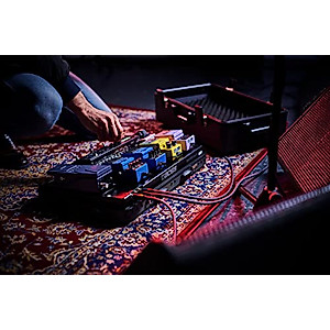 BOSS BCB-1000 Heavy Duty Suitcase-Style Guitar Effects Maximum Protection with Retractable Handle, Wheels and Removable Aluminium Pedal Board (BCB-1000X)