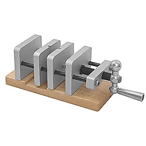 Peachtree Woodworking Supply Pen Blank Centering Vise for Drilling Center Holes in Pen Blanks Using a Drill Press