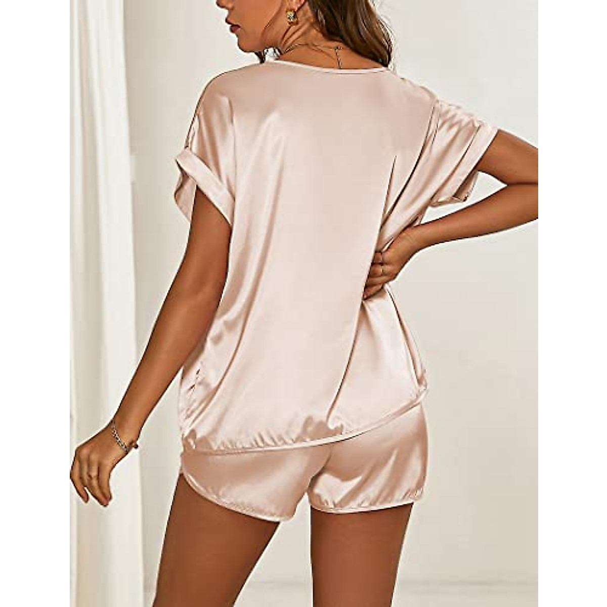 Ekouaer Silk Pajamas for Women Casual Satin Pj Short Sets Two Piece Short Sleeve Sleepwear Champagne