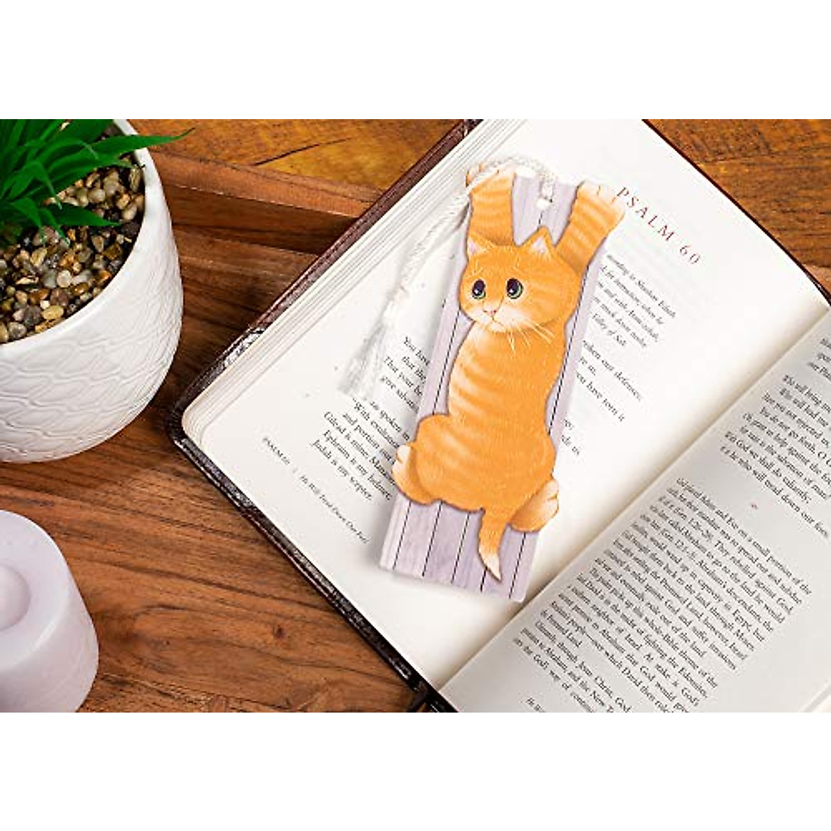 Hello Me to Remember Goldtone Kitty 6 x 2 Cardstock Bookmark with Tassel Pack of 12