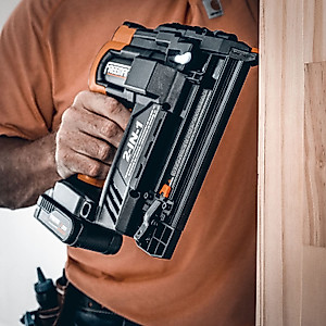 Freeman PE2118G 18 Volt Cordless 2-in-1 18-Gauge 2" Nailer / Stapler Kit with Lithium-Ion Batteries, Charger, Case, and Fasteners (1000 Count)