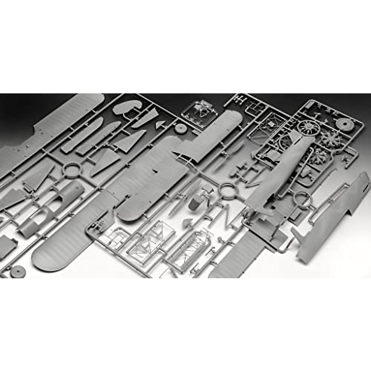 Revell 03837, Stearman PT-17 Kaydet. 1:32 Scale Plastic Model Kit