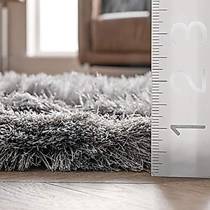 nuLOOM Latonia Silken Shag Area Rug, 5' x 8', Silver