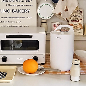 Carrotez Compost Bin for Kitchen Countertop, 0.8 Gallon (3 Liter) Small Food Waste Mini Compost Bin with Lid, Odorless Vacuum Seal - White